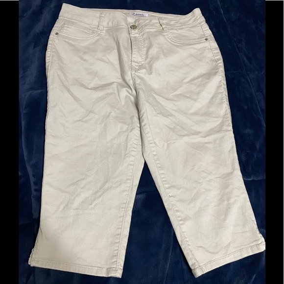 d. jeans | Jeans | Djean Capris | Poshmark